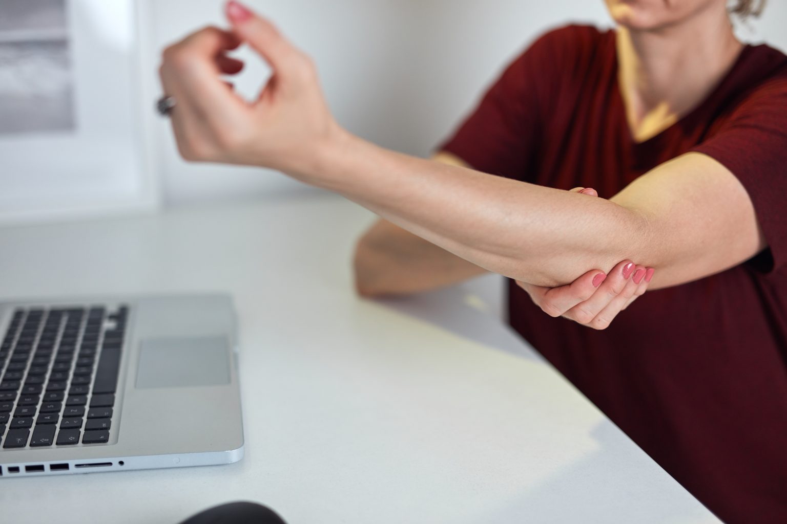 Tennis elbow | NHS inform